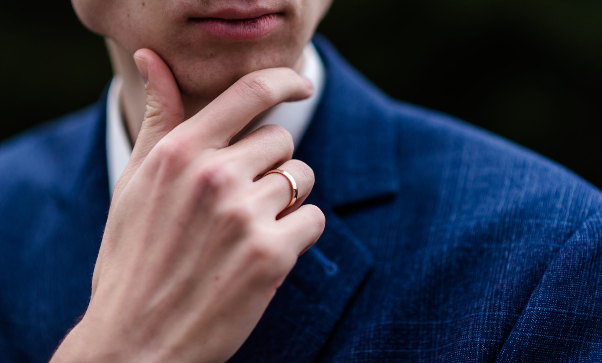Choisir une alliance pour homme : Guide ultime pour trouver la bague ...